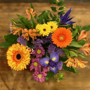 Celebrate the Day Bouquet :: Flowers By Nature