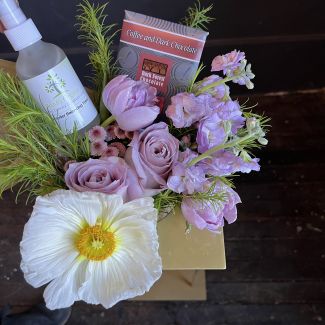 fresh arrangements and cut bouquet :: Flowers By Nature